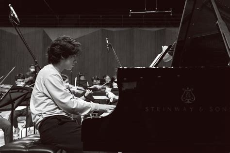 피아니스트 임윤찬 광주시향과 베토벤 황제 공연실황 앨범 스타연예 Kbs연예