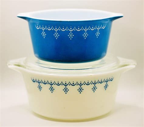 Vintage Pyrex Blue Snowflake Casserole Dished Etsy