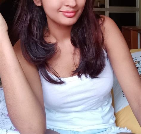 Sathi Cam Model Free Live Sex Show And Chat Stripchat