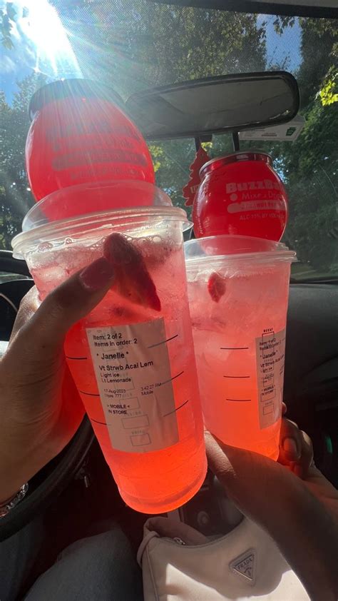 Buzz Ball Ft Starbucks Strawberry Açaí Lemonade Yummy Alcoholic Drinks Pretty Alcoholic
