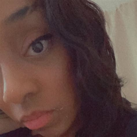 Larae ᥫ᭡ Xo Larae • Threads Say More