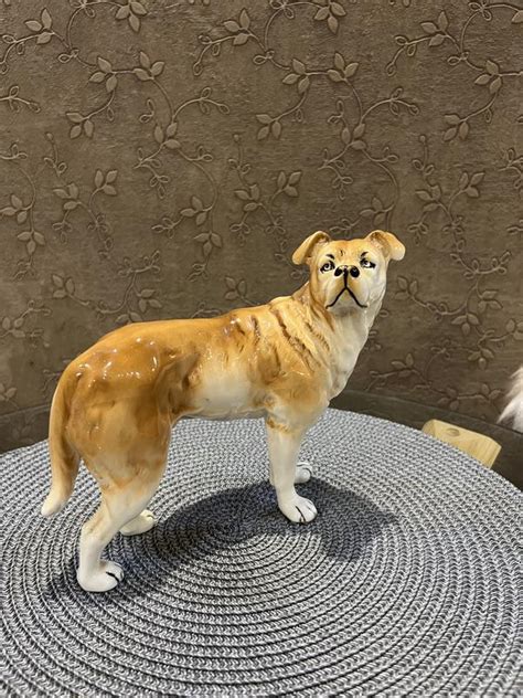 Фарфоровая статуэтка собака мастиф Royal Dux — ціна 2700 грн у каталозі Статуетки Купити товари