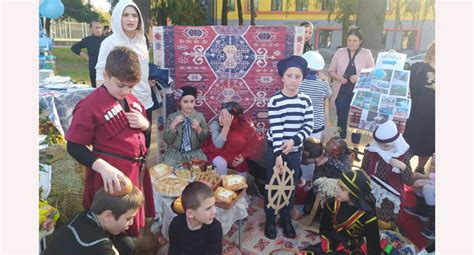 შემოდგომის ზეიმი ოზურგეთის 1 საჯარო სკოლაში