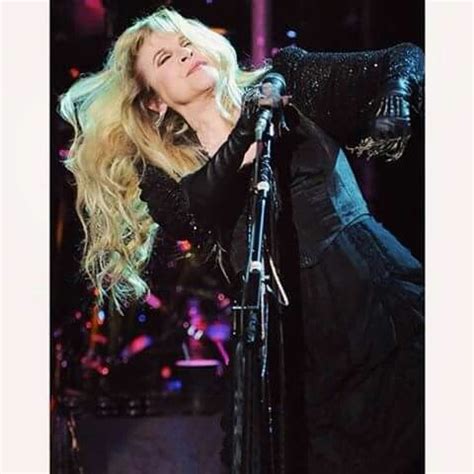 Stevie Nicks Stevie Nicks Gloves Stevie Nicks On Stage Stevie Nicks
