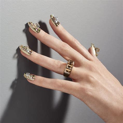 Cnd Vinylux Outlet Sale Lovecnd Nails Official Uk Site