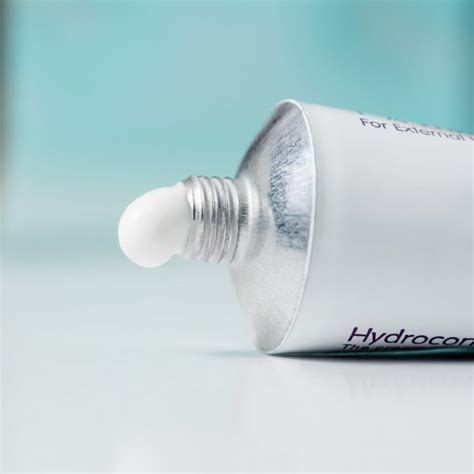 Here S What You Should Know About Using Hydrocortisone To Treat Acne Popsugar Australia