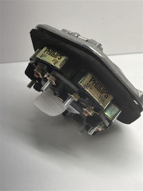 Phillips Sae J560 Wiring Connector Socket 15 762