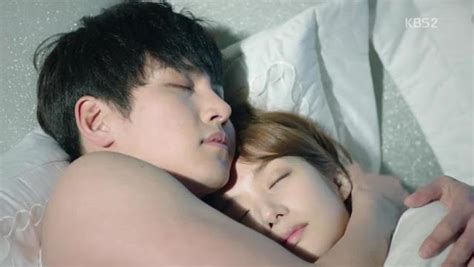 Inikah Manfaatnya Posisi Tidur Berpelukan Apa Saja Belajar Bersama Bisa