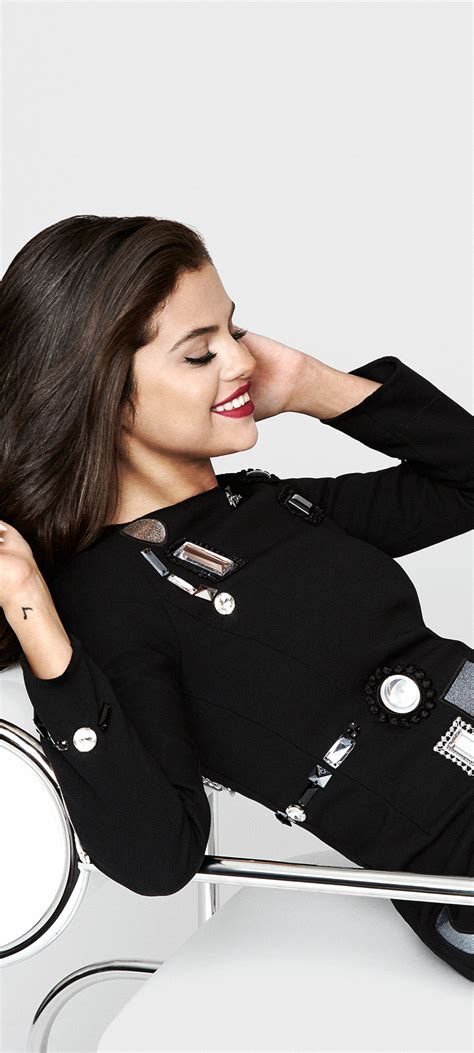 1080x2400 Selena Gomez Flare Magazine Google Pixel 7 ,HD 4k Wallpapers ...