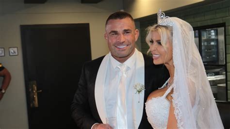 Galerie Lela V Molov Man Elka Karlose V Moly Zhubla A Vypad Asn Fotka Extra Cz