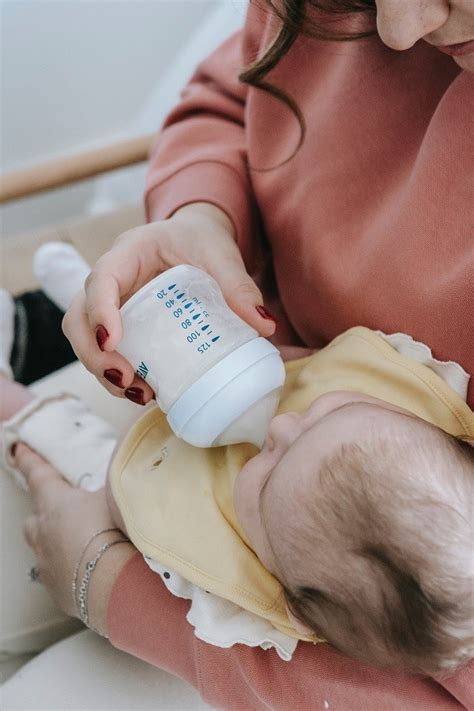 What Are The Benefits Of Mother Milk As Mom Sees It