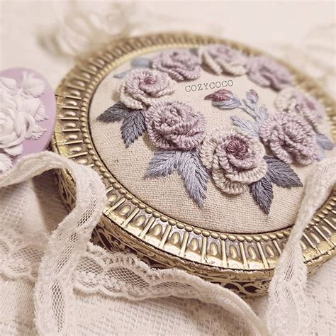 가을 맞이 프랑스자수 야생화자수 야생화자수소품 프랑스자수소품 플라워스티치 꽃자수 로즈스티치 핸드메이드 취미스타그램 예쁘다그램 자수타그램