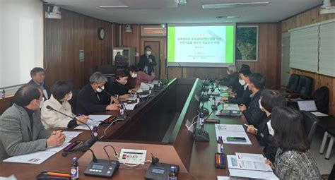 경남 고성군 “독수리 생태관광도시로 거듭나야” 파이낸셜뉴스