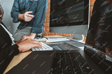 Premium Photo Developing Programmer Team Development Website Design