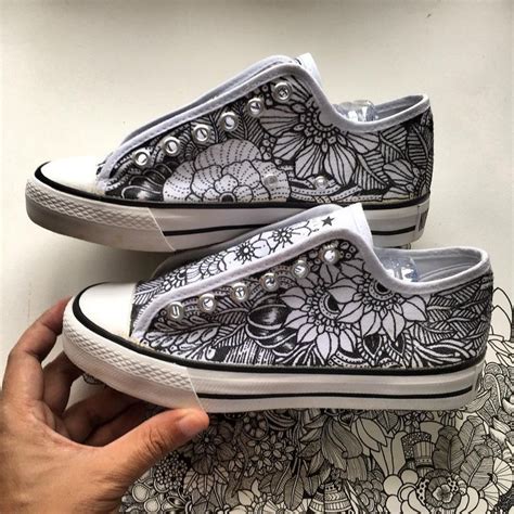 Its Done Blank Canvas Shoes Drawn Using Artlinemy Artline Decorite