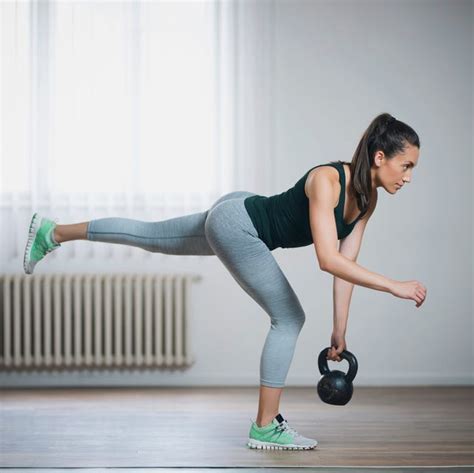 10 Best Hamstring Exercises To Strengthen Your Legs And Glutes
