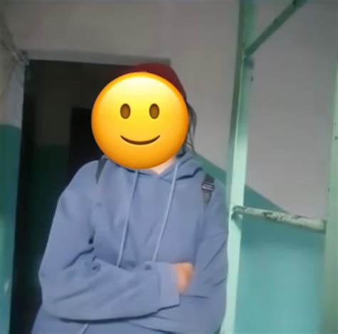 Бага насны хоёр хүүхдийг байрны гаднаас авч явсан эмэгтэйг шалгаж байна ТАС МН