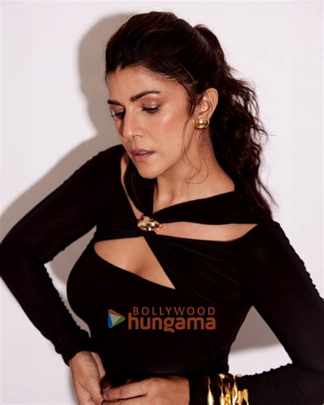 Nimrat Kaur Photos Images Hd Wallpapers Nimrat Kaur Hd Images
