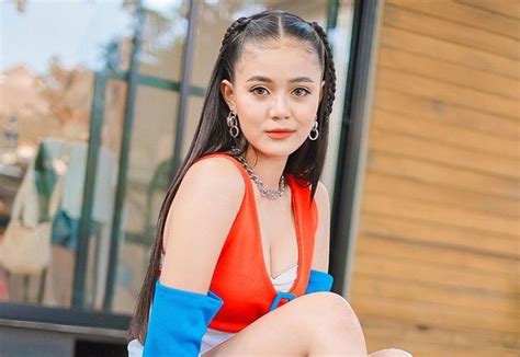 ลำไย ไหทองคำ เต้นแซ่บหน้ากล้อง แต่งานนี้แฟนๆ เอ็นดูคอมเมนต์ ปุ้ย L กฮ