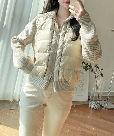 [당일발송🔥저렴이비교불가🔥]쿠치 구스100 구스 경량 집업 니트 투웨이 구스 숏 패딩 에이블리