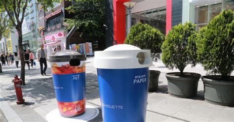 서초구가 강남대로에 커피 종이컵 모양의 쓰레기통 설치한 까닭은