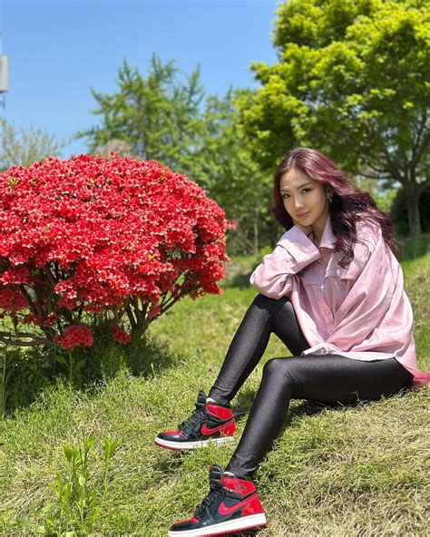 Монголын үзэсгэлэнт охид Added Монголын үзэсгэлэнт охид