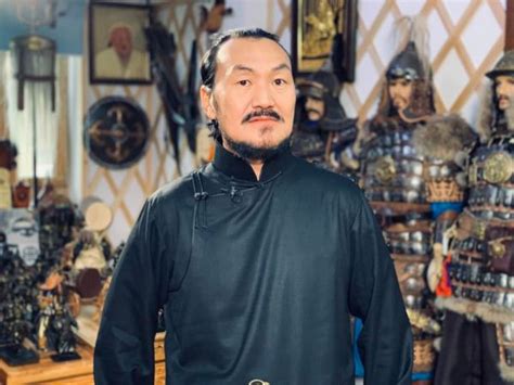 Жүжигчин Ц Ганзориг Онгироо хэрнээ ажилгүй залуус маш олон болж