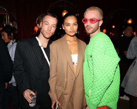 Inside Tommy Hilfigers Nyfw Dinner With Ice Spice Ava Max Paper