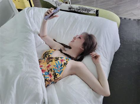 K T Khi C I Tr N Th Nh Nhan S C Hari Won Ng Y C Ng Th Ng H Ng U Gi D Ng Qu Chu N V