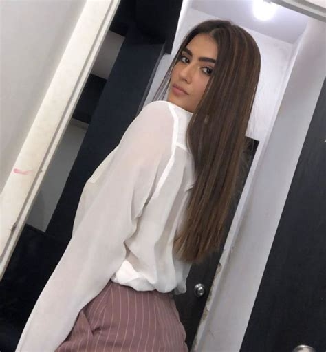 Kavya Thapar Hot Photoshoot TeluguBulletin Com