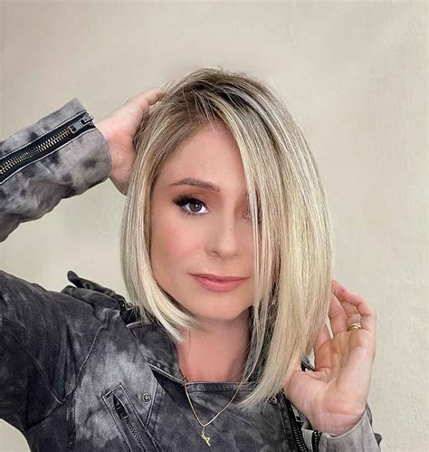 The Best Long Layered Bob Hairstyles For Every Hair Type