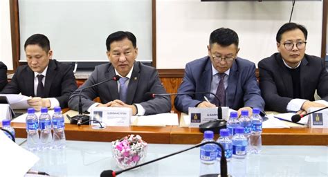 Дэд төв төслүүдийн ажлыг эрчимжүүлж гэр хорооллын дахин төлөвлөлтийг