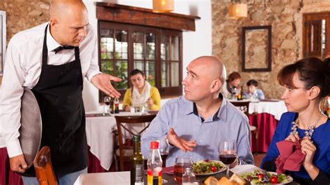 11 Signs You Should Send A Dish Back At A Restaurant