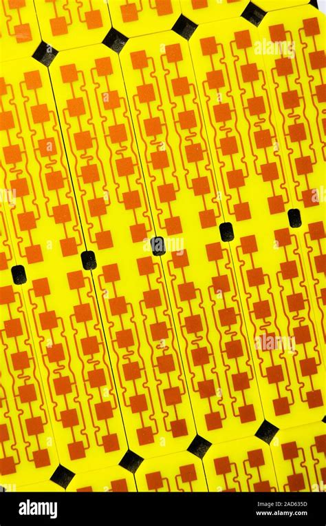 A Model Of A Microstrip Patch Phased Array Antenna Used As Part Of A Synthetic Aperture Radar