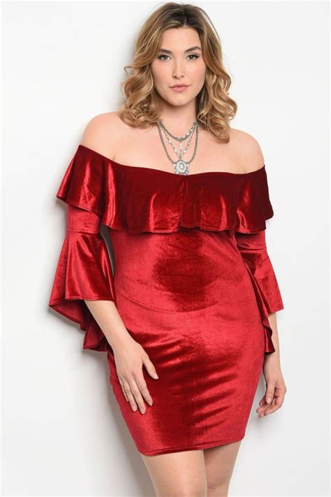 Plus Size Red Velvet Dresses Attire Plus Size