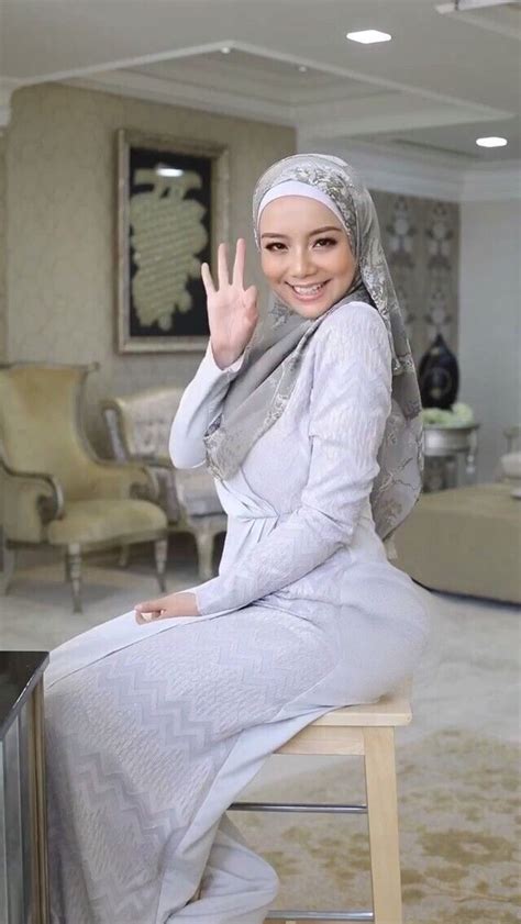 Bontot Gadis Melayu Putih Julia Hopkins Bontot Gadis Melayu Putih Julia Hopkins