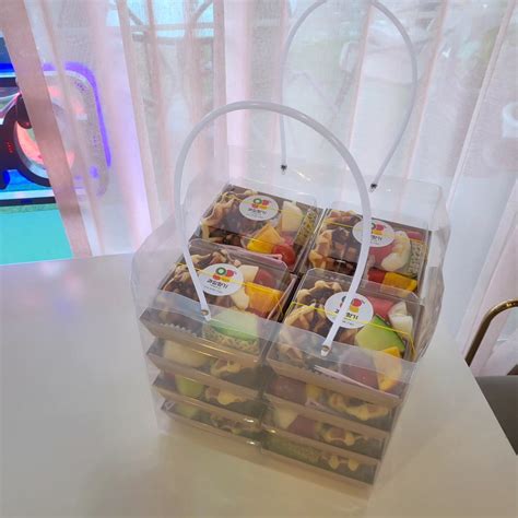 과일향기 컵과일배달 와플 과일 고등학교에서 찾아주신 인기만점 간식세트 입니다🥰 Facebook