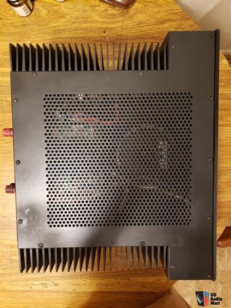 Adcom Gfa 5500 Power Amp One With Captive Power Cord One With Detachable Cord Photo 3570684