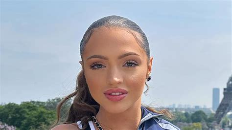 Who Is Influencer Woah Vicky The Us Sun