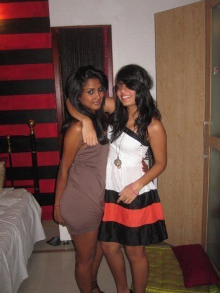 Please Click The Below Tabs For Sex Sexy Girls 005