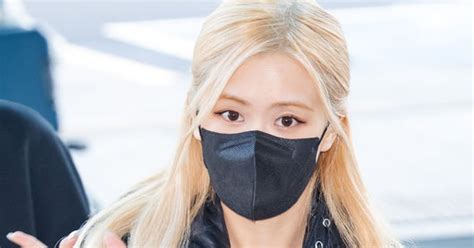 블랙핑크 로제 사랑스러운 눈맞춤 인사 [사진]