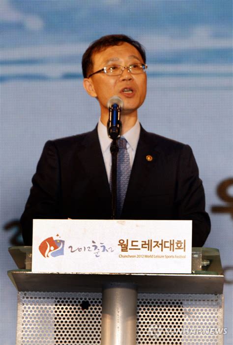 축사하는 김용환 문광부 차관