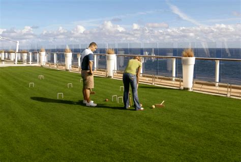 Mv Celebrity Solstice The Lawn Club Greenroofs Com