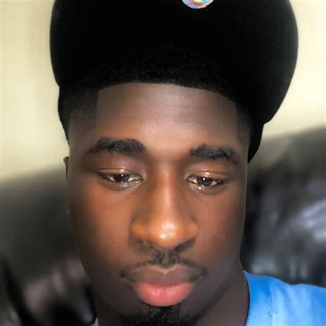 Hotboitr3y Tr3yhotboi • Threads Say More