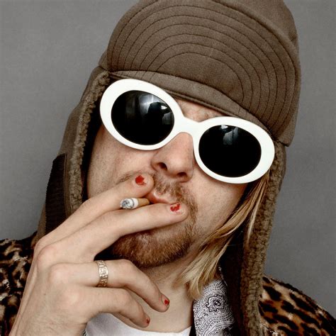 Grunge Revival Embracing Kurt Cobains Aesthetic