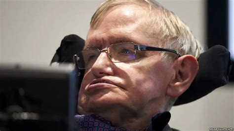 استیفن هاوکینگ سال ۲۰۲۵ را چگونه پیش‌بینی کرده بود؟