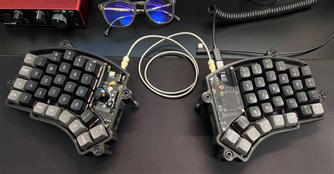 Elora Splitkb Keyboard Case With Tenting Inspired By Void Par That Grain Téléchargez