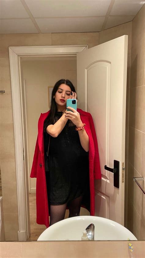 about ibtissam chakib medium