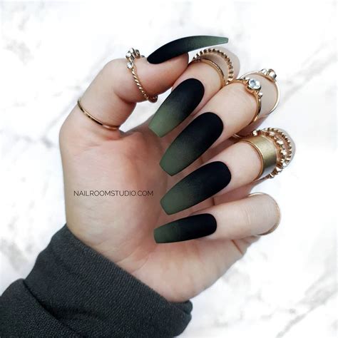 24 Irresistible Black Ombre Nail Styles Matte Green Nails Black