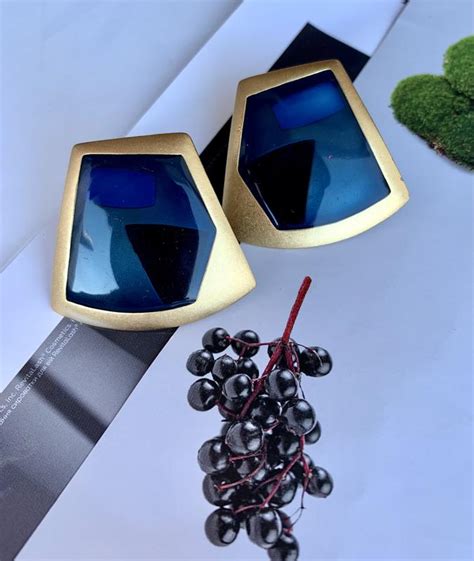 Вінтажні кліпси Monet — ціна 4900 грн у каталозі Сережки Купити аксесуари за доступною ціною на